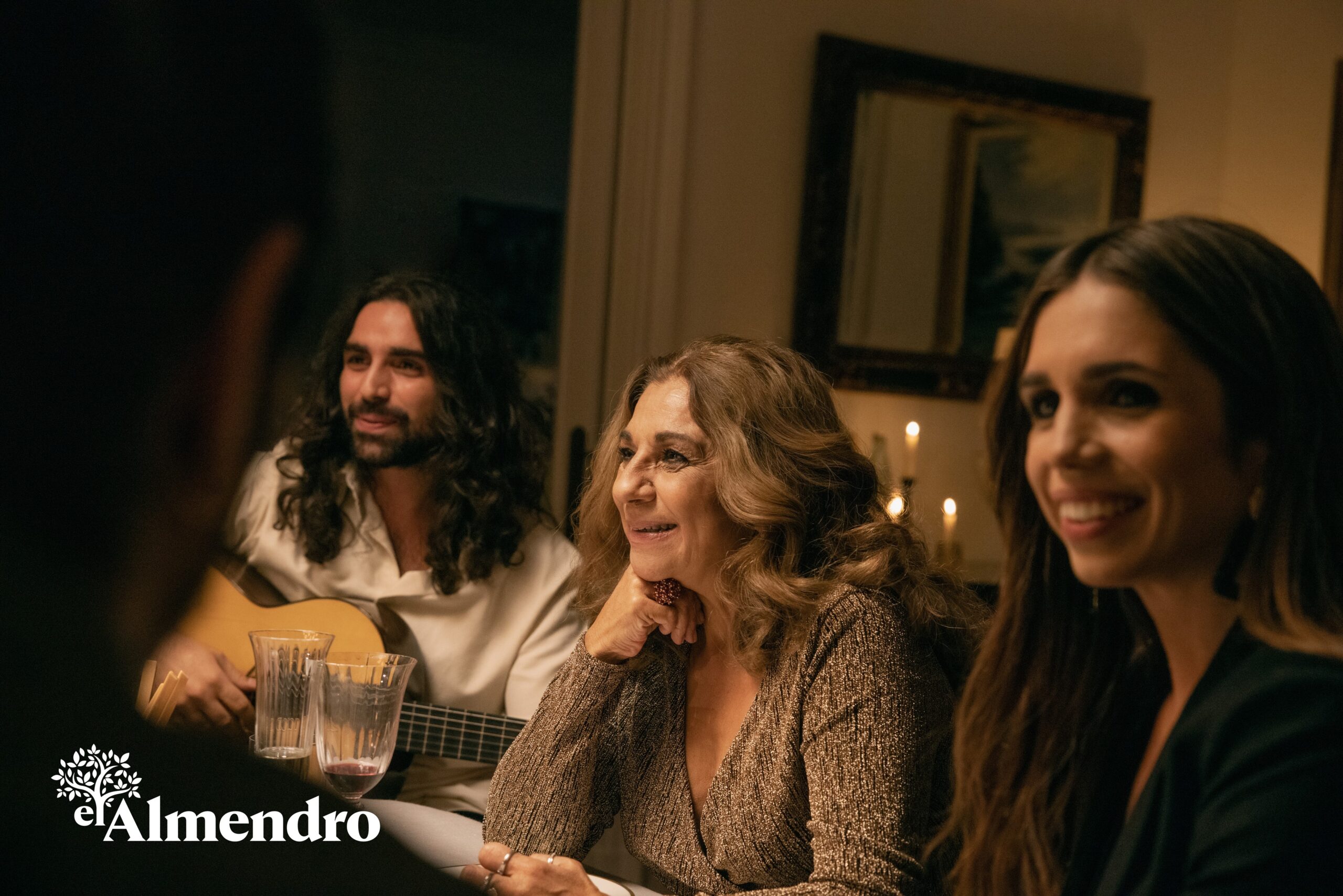 "This Christmas we celebrate that we return" the new announcement of El ...